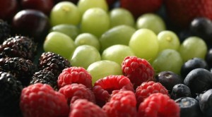 Just One Cup of This Fruit Helps Reduce Blood Pressure - Healthiest Blog